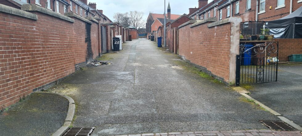 'Just sort it out' - Bin collection chaos continues at Barnsley Council ...