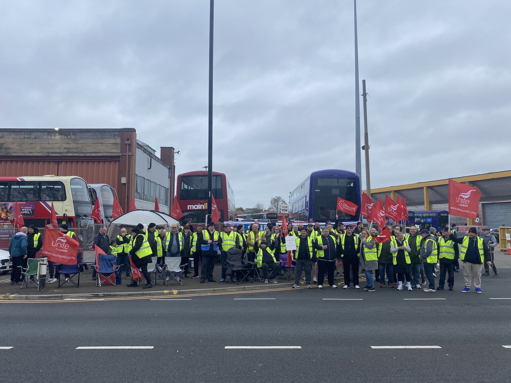 WATCH: Doncaster bus strikes ongoing as negotiations continue - ShefNews